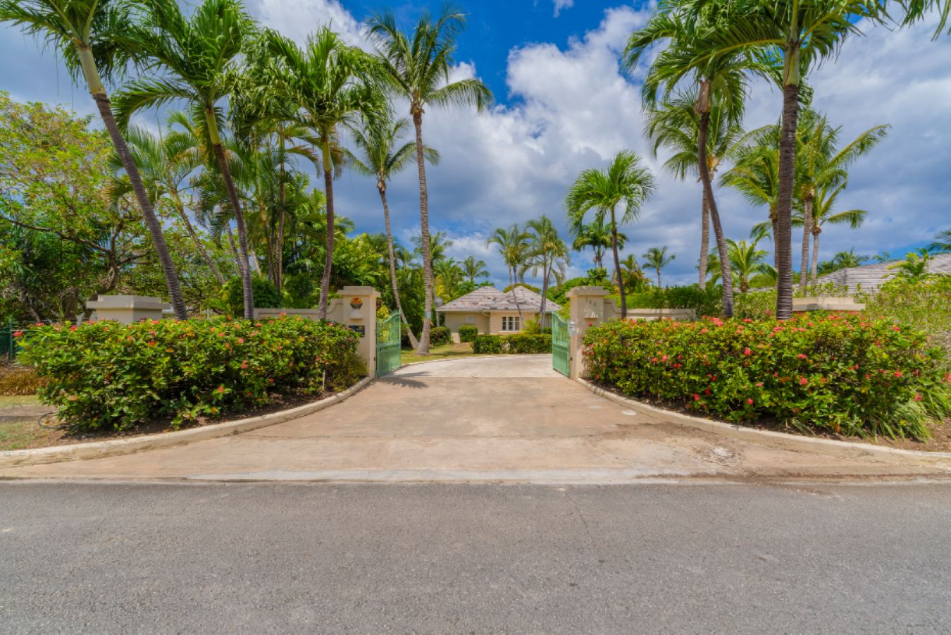 Ca Limbo Sandy Lane Estate * - The RealtySource